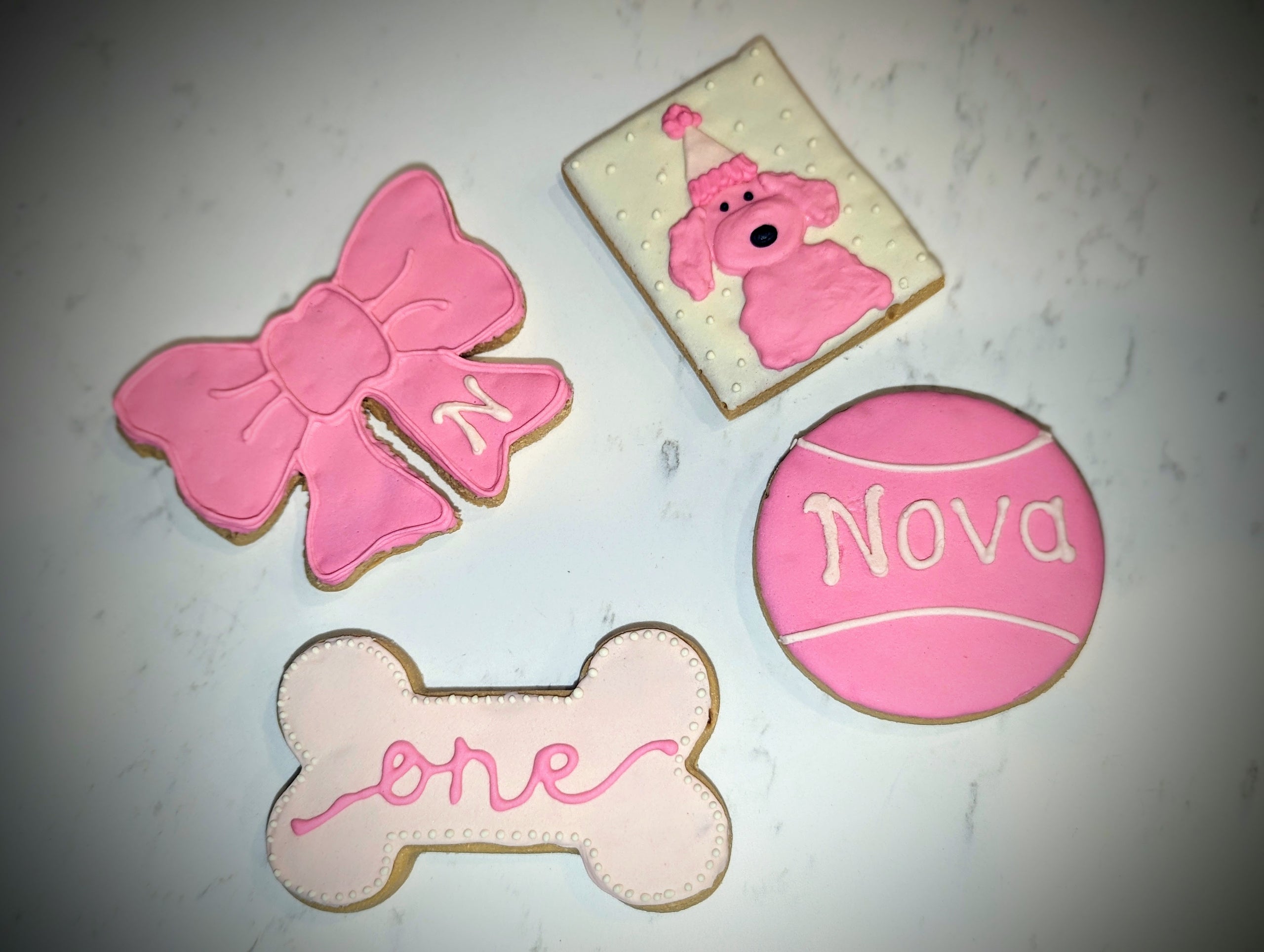 Custom Cookie Portraits/Logos | Layla's Barkery